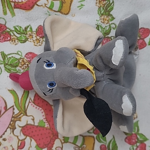 Disney | Toys | Vintage Walt Disney World Dumbo Beanie Plush | Poshmark